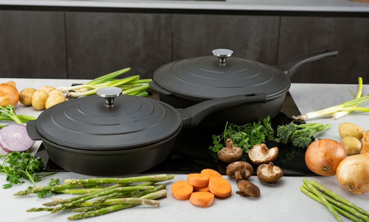 Commichef Cast Aluminium 32cm All-In-One-Pan - Black – Grunwerg